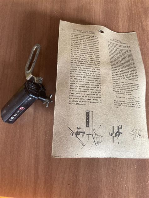 Vintage Italian Bicycle Velometer Cev Model 70751 Size 2426