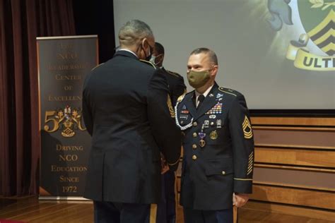 Ncolcoe Soldier Receives Purple Heart Article The United States Army