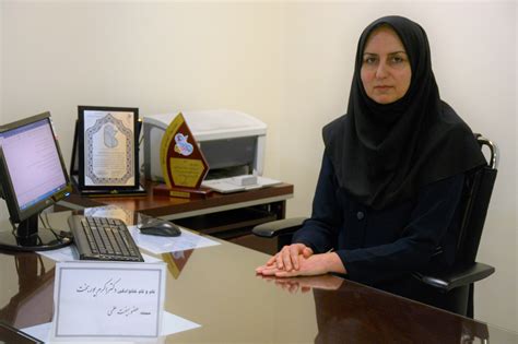 دانشکده علوم توانبخشی تقدیر از دکتر محمد کمالی و دکتر اکرم پور بخت به