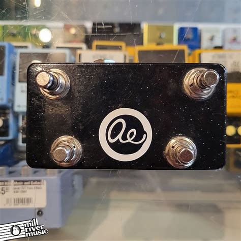 Analog Endeavors 4 Button Preset Switcher Pedal Used Reverb