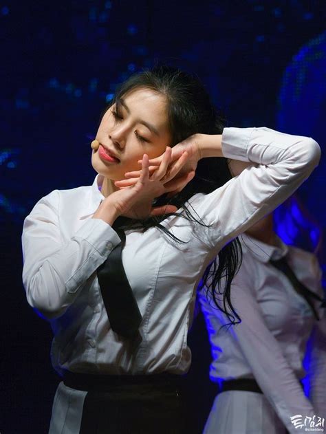 Pin By Dimsumjon On DrΞΔmcΔtchΞr Dream Catcher The Dreamers Korean Girl Groups