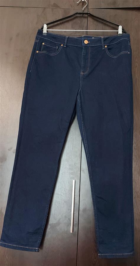 საუკეთესო ქალის მამაკაცის და ბავშვის ტანსაცმელი ფეხსაცმელი და აქსესუარები მიტანის სერვისი