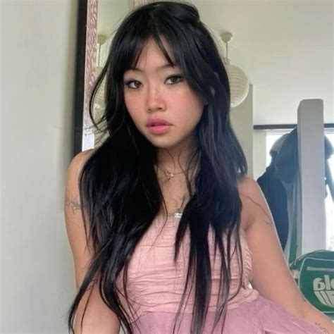 Baebadoobee In 2025 Beabadoobee Style Celebrity Skin Pretty