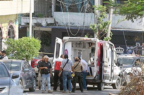 Asesinan A Un Hombre Y Una Mujer En Acapulco Dejan Herida A Otra Fémina
