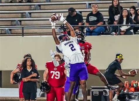 Humbles Bourda Contributes In All Three Phases Against Patriots