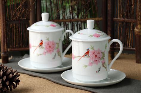 4头手绘水点桃花杯碟套组文房雅具景德镇陶瓷网 景德镇红叶陶瓷股份有限公司官方商城提供景德镇红叶陶瓷景德镇陶瓷茶具景德镇陶瓷餐具。