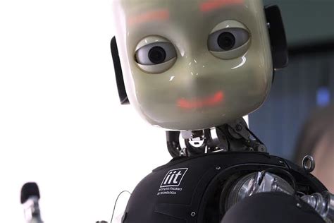 IIT Istituto Italiano Di Tecnologia Comunicazione E Personale