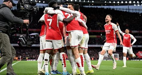 ترتيب الدوري الإنجليزي الممتاز بعد فوز أرسنال ضد ليفربول السيتي يقترب