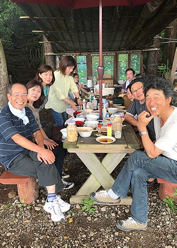 きのこ園の夏の紹介 きのこ園について 春日山きのこ園