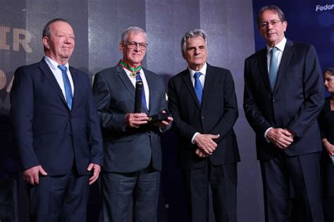 Empresário Ademir Dalla Lana De Luzerna Recebe Homenagem Da Fiesc