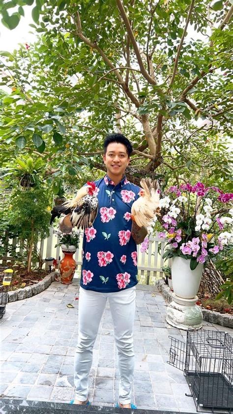 Sao Việt Hoa Hậu Mai Phương Khoe Vai Trần Gợi Cảm Hari Won đăng ảnh