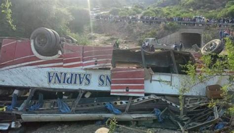 Al Menos 11 Muertos Y 28 Heridos En Un Accidente De Autobús En Bolivia