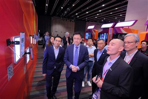 World Class Facilities And Mentorship From Experts How