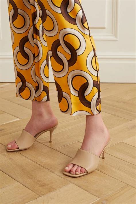 Модне взуття на літо 2023 оригінальні моделі та тренди Читайте на Ukr Net