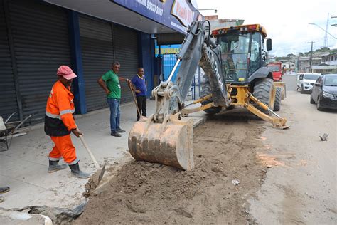 Prefeitura Recupera 50 Metros De Rede Drenagem No Petrópolis
