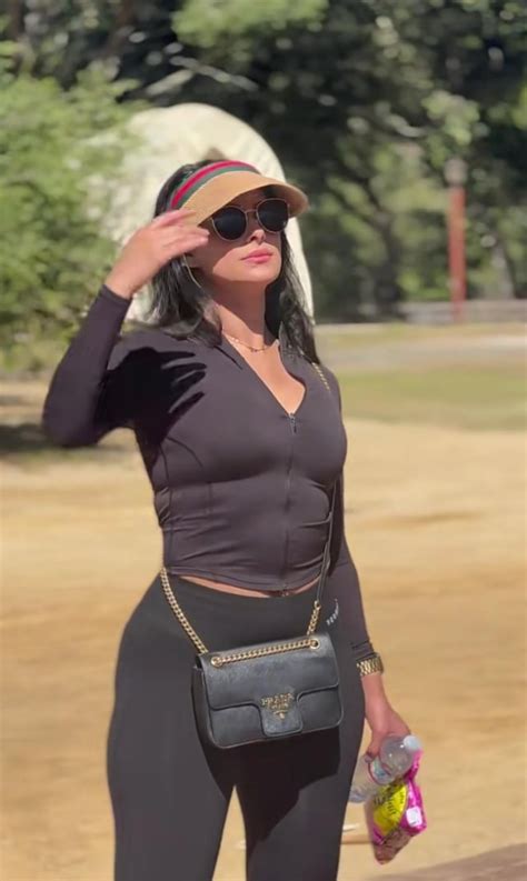 Toor Ne V Agg 🔥 Lgaio Poori Kon Kon Fan Esdi Bund 🍑 Da R