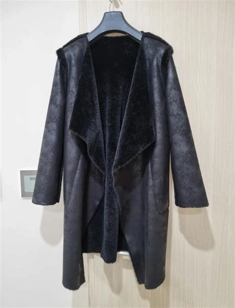 여성 리버서블 무스탕 코트 무 당근 중고거래