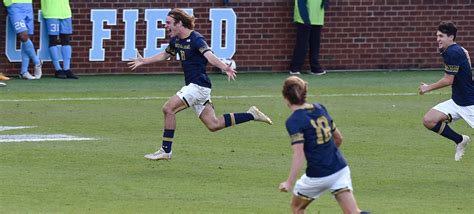 Aiden Summers Notre Dame Fighting Irish Official Athletics Website