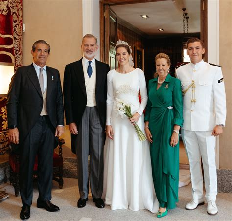 Bourbon Two Sicilies Diamond Button Tiara The Royal Watcher