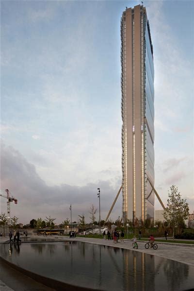 国际上最负盛名的建筑设计师之矶崎新作品集