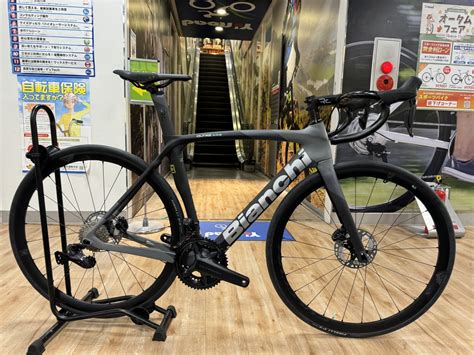 【bianchi】今がチャンス！oltre Xr3 Ult Di2 が1台限りで在庫しております。105仕様は超特価でお求めやすく！｜y