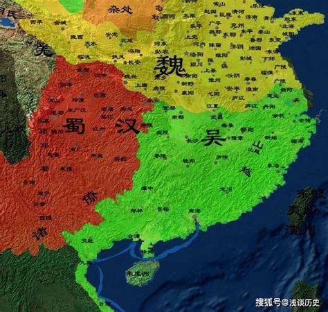 三国演义中天下十三州，刘备、孙权、曹操各占几州。荆州