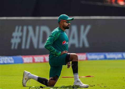 India Vs Pakistan World Cup Babar Azam Facing Pressure Of Tickets