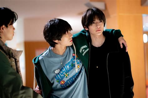 画像2256 「君の花になる」弾（高橋文哉）＆奈緒（志田彩良）がハグ あす花（本田翼）との三角関係に発展で「まさかの展開」 モデルプレス