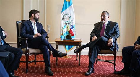 Bernardo Arévalo asume la Presidencia de Guatemala con el sistema