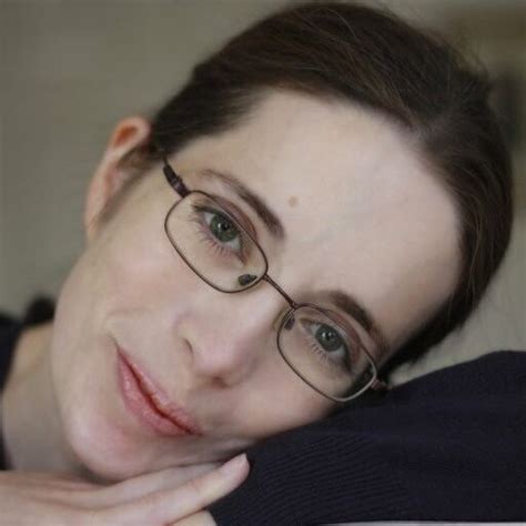 Emma Bennet Books Biography Latest Update