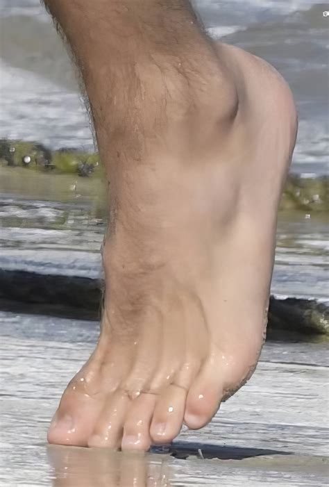 Josh Cuthberts Feet