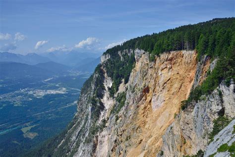 Bergstürze Erdbeben Lawinen größten Naturkatastrophen der Alpen