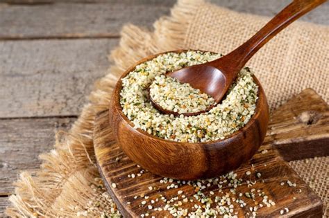 3分で簡単にわかる！「麻の実」と「大麻」の違いとは？麻の実の活用法や大麻の有害性まで学芸員ライターがわかりやすく解説 Study Z