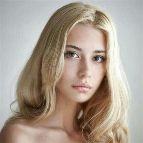 Innocent Girl Pretty People Beautiful People Pretty Woman Female Character Inspiration