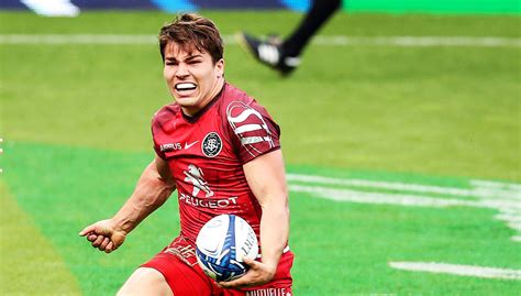 Antoine Dupont Set To Try Playing In Different Position This Season
