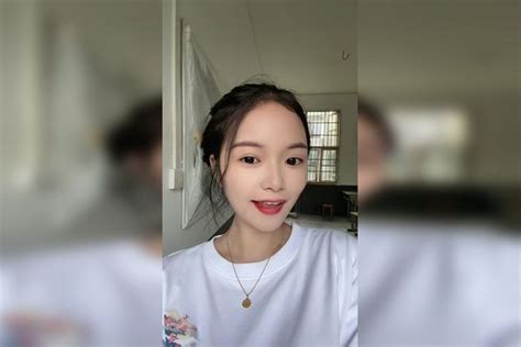 要开学了，来教室搞卫生啦教室