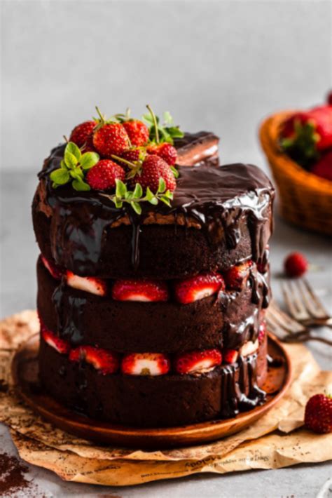 Chocolate Covered Strawberry Layer Cake Recipe Just Katies Kitchen