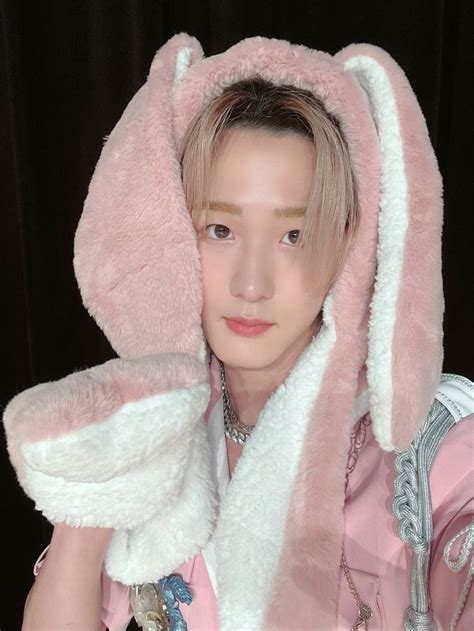 P1h Pics P1harmonyp1ece On X Cutie Patootie Kpop Guys Concert Outfit