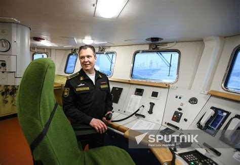 Russia Pyotr Morgunov Landing Ship Sputnik Mediabank
