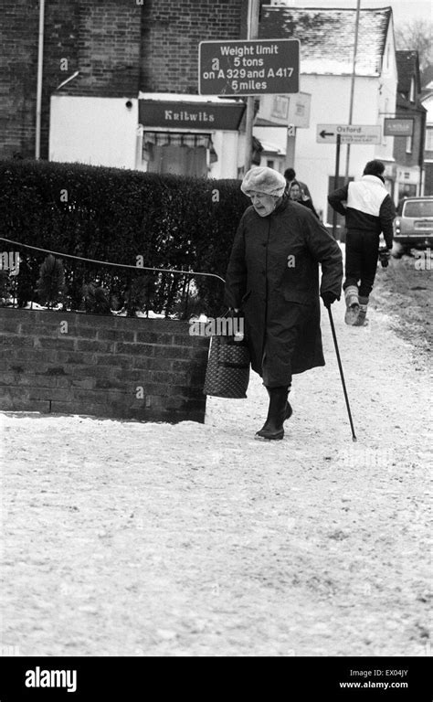 1980s 1980s 1987 Fotos und Bildmaterial in hoher Auflösung Seite 3