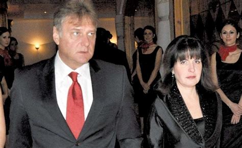 САМО В ПИК И РЕТРО Евгения Живкова с първи думи за развода си Информационна агенция ПИК