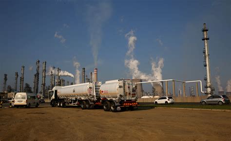 Sasol Cuts Output Forecast For Secunda Operations Amid Tight Coal