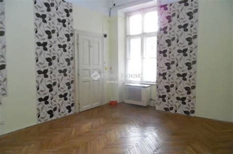 Kar Csony S Ndor Utca Elad Lak S Budapest Ker Budapest Viii Ker Let H Z