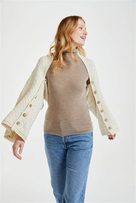 Ponchos Irish Crafted Aran Knitwear Aran Woollen Mills