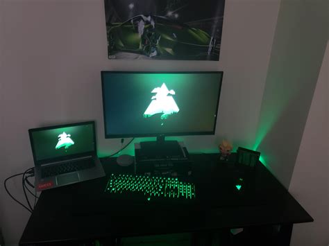 Wicked Dual Screen Setup R Battlestations