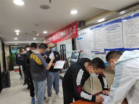 陕西省应急管理厅安全生产资格考试在西安国华技术学校考点顺利进行国华教育 职业教育培训领导品牌【官方网站】
