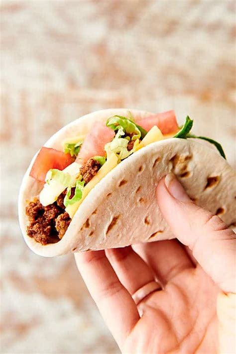 Easy Taco Recipe With Ground Beef And Homemade Taco Seasoning