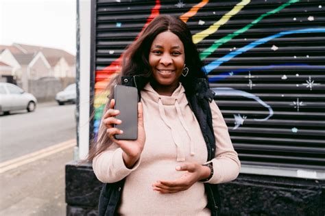Virgin Media O2 Pledges To Donate 12 000 Devices To Connect People In