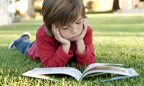 Цікава книга для підлітків якою вона повинна бути І що вона повинна нести своєму юному