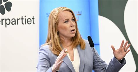 Annie Lööf Avgår Som Partiledare Sklt
